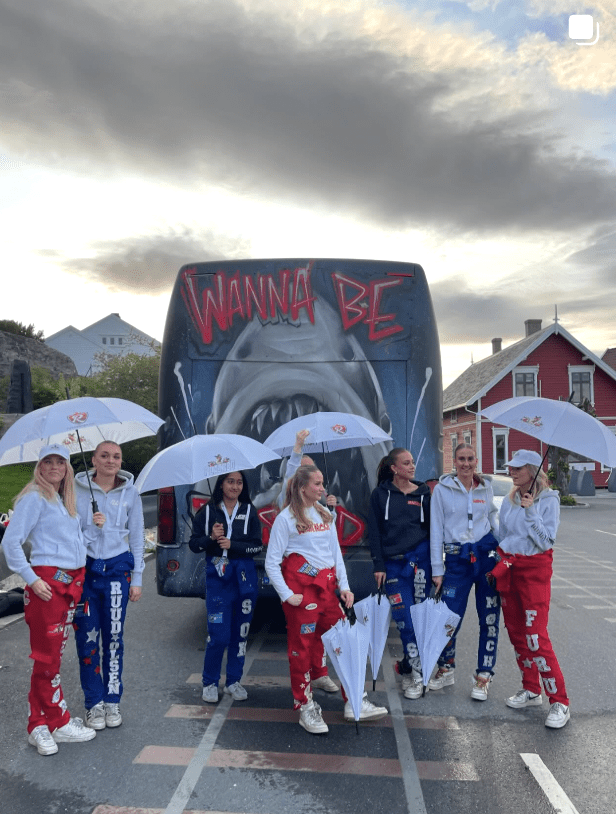 Alt du trenger å vite om russe merch, russeklær og russelogo ...